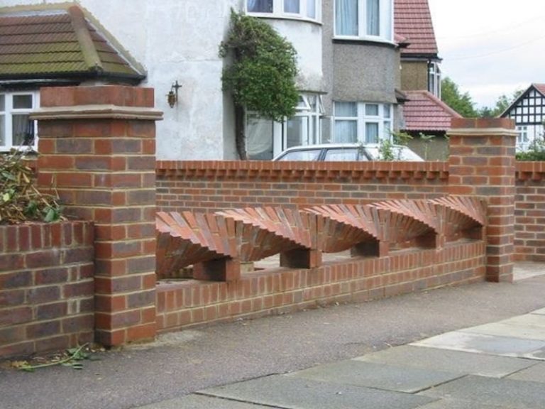 A Complete Overview On Parapet Wall Designs, Types & Functions